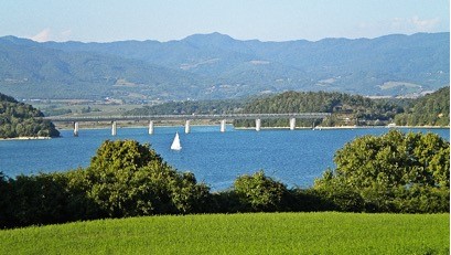 Lakes in Tuscany: 4 beautiful places to visit! Florenceitaly